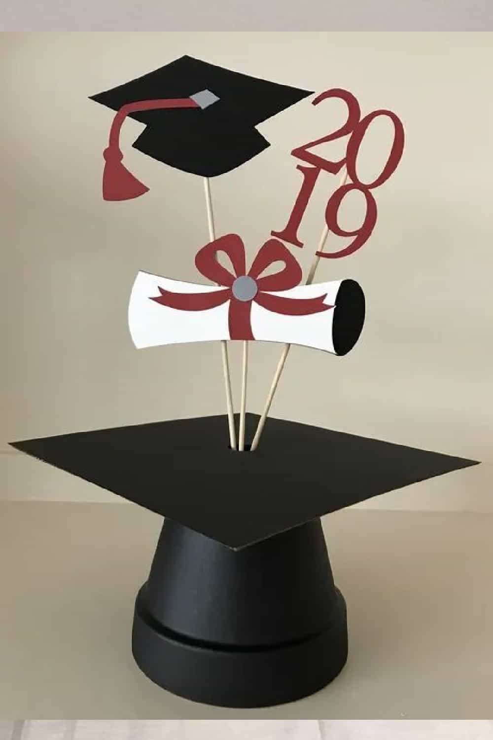 30 Graduation Party Centerpieces You'll Use Forever - Twins Dish